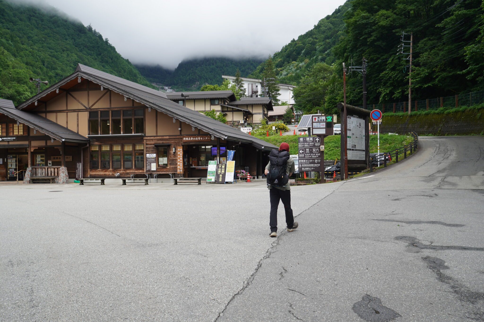 【登山紀行】vol.14「梅雨明けの槍ヶ岳、西鎌尾根を歩く」 | Eightdoor